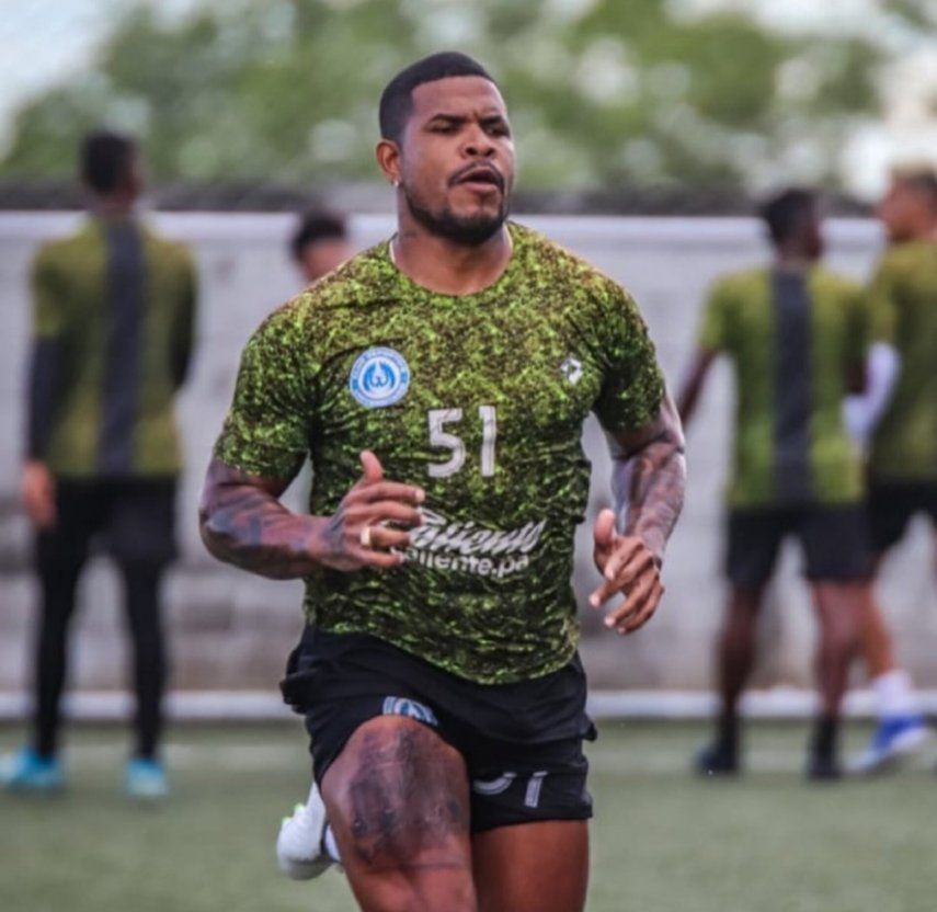 LPF: Román Torres no pudo debutar con Universitario por inconvenientes ...