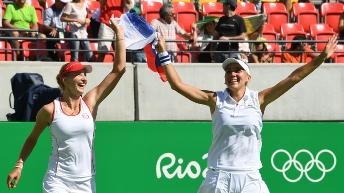 El título olímpico de tenis en dobles femeninos es para las rusas ...
