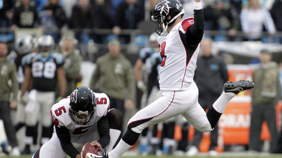 Ryan y Bryant lucen en triunfo de Falcons