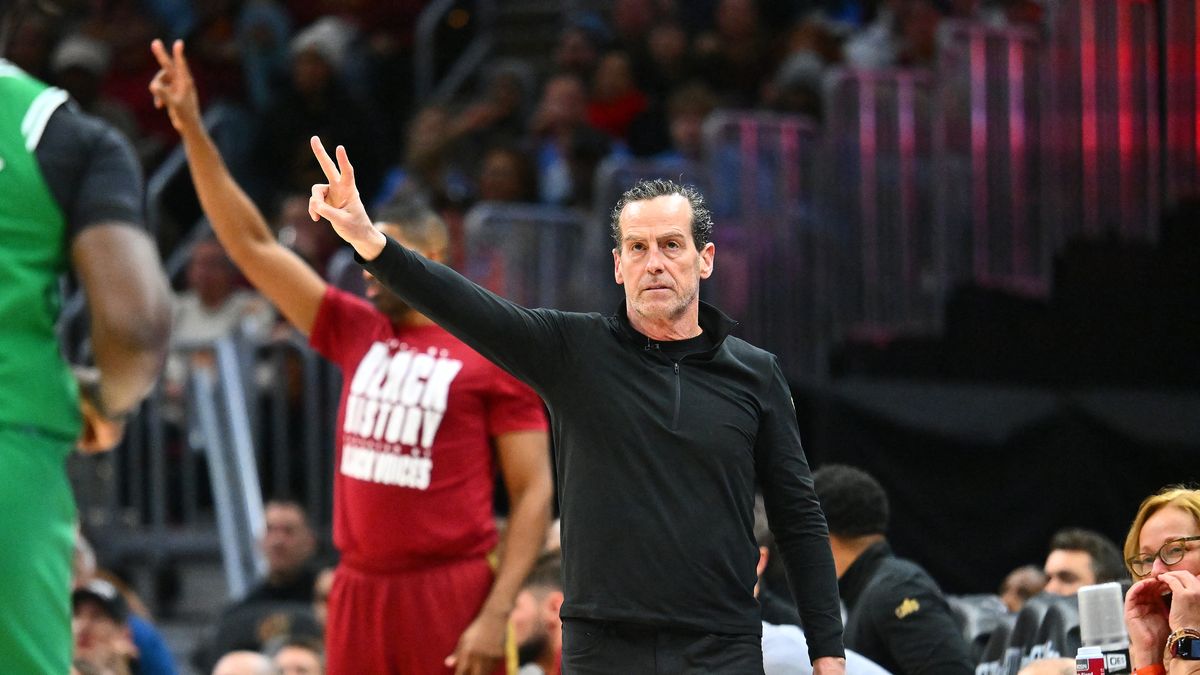 NBA: Kenny Atkinson, elegido Entrenador del año