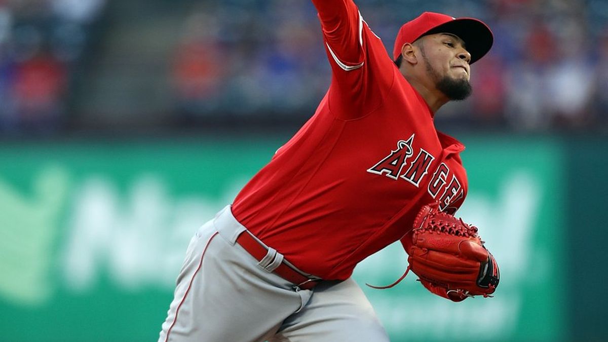 Panameño Jaime Barría debuta con triunfo en las Grandes Ligas