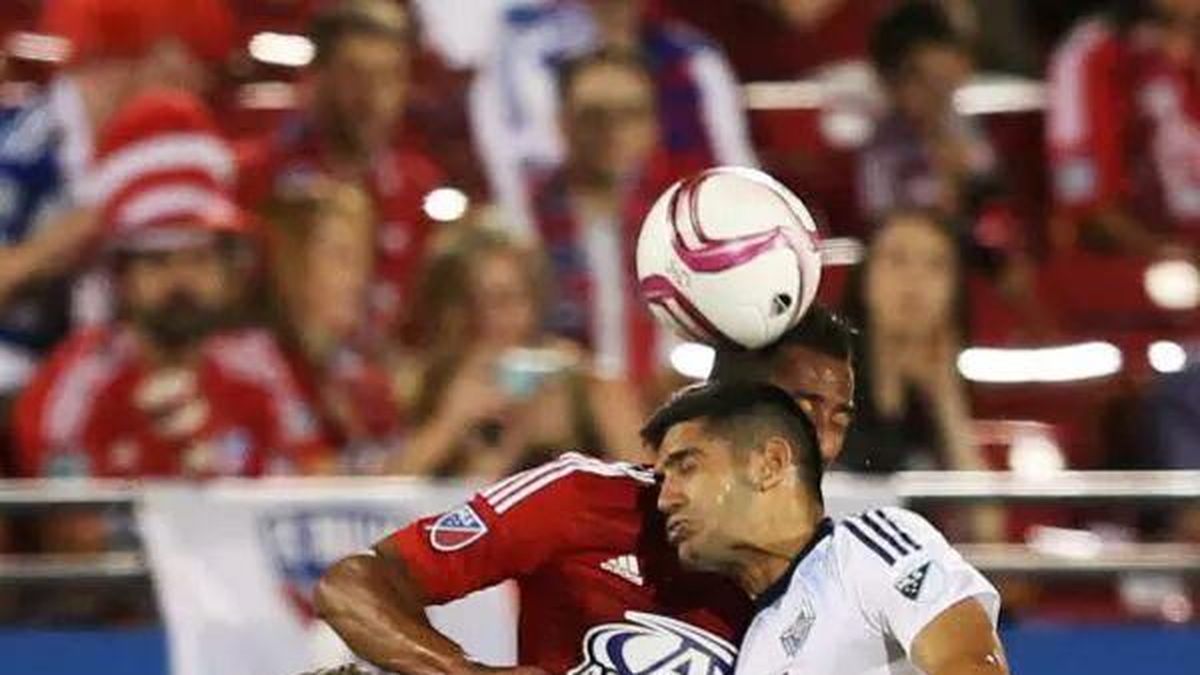 Rolando Escobar con fractura facial, 6 a 8 semanas de baja