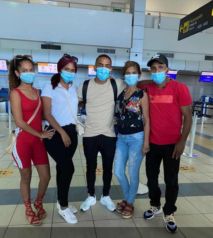 César Yanis viaja a España para unirse al Real Zaragoza