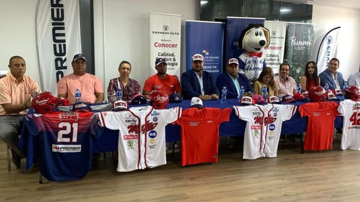 Béisbol Juvenil 2023: Panamá Metro realizó entrega de uniformes Béisbol Juvenil 2023: Panamá Metro realizó entrega de uniformes