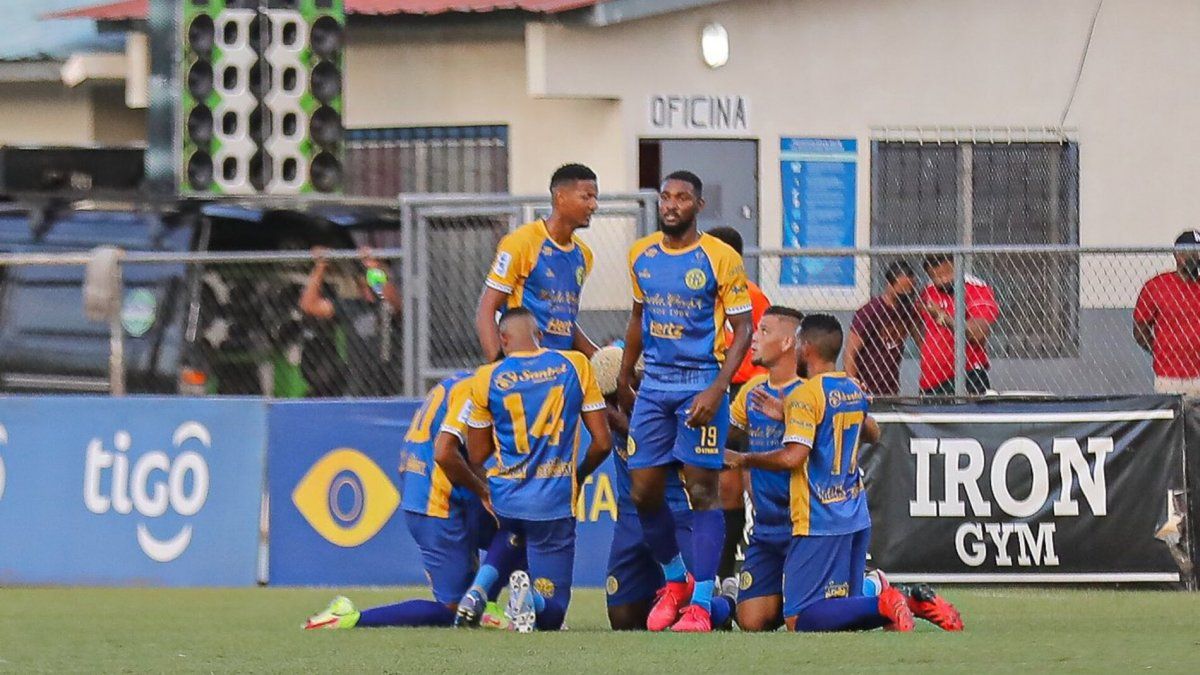 LPF: Herrera FC vence a Veraguas United y es líder