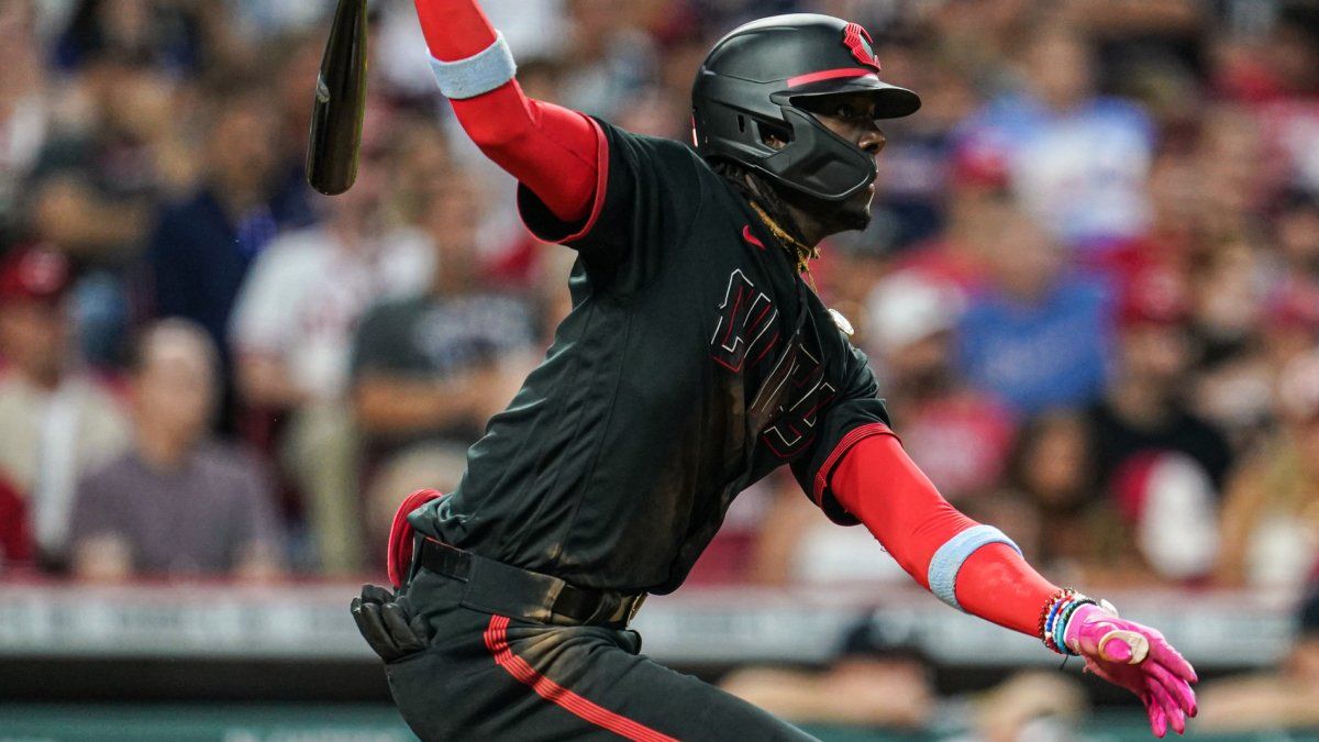 MLB: Elly de la Cruz batea primer ciclo de los Rojos desde 1989