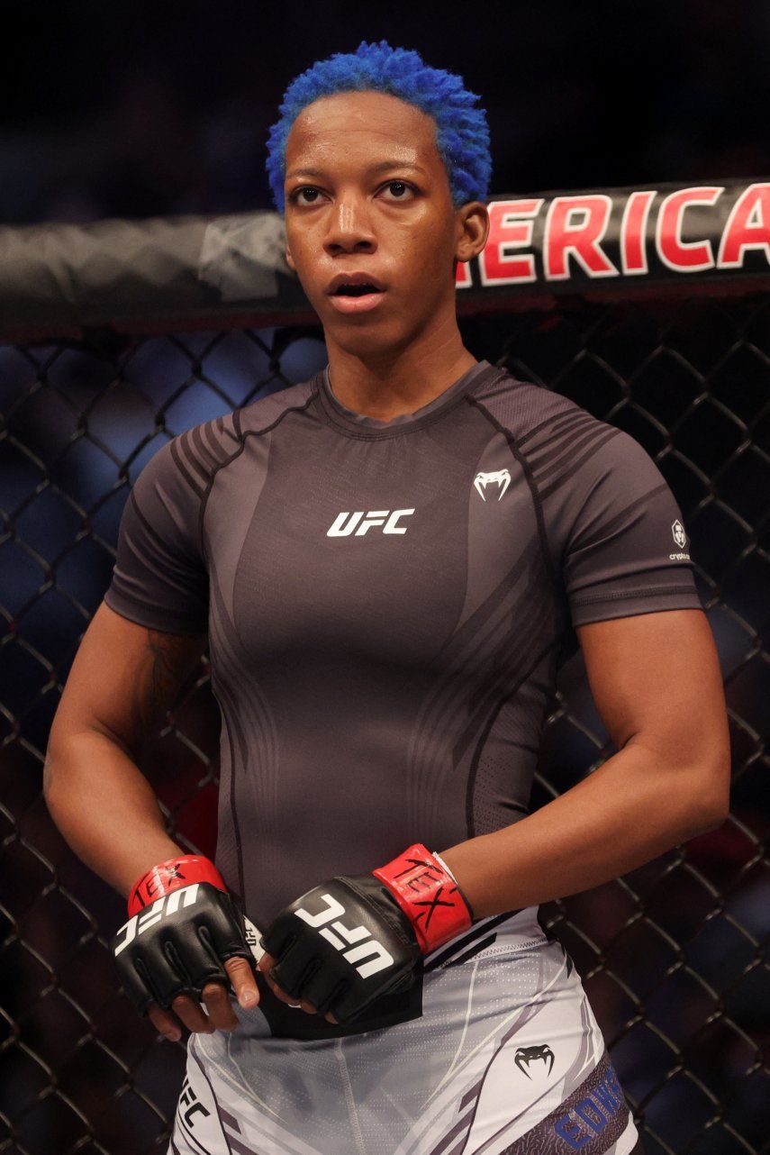 Joselyne Edwards gana ante Ji Yeon Kim en la UFC 277