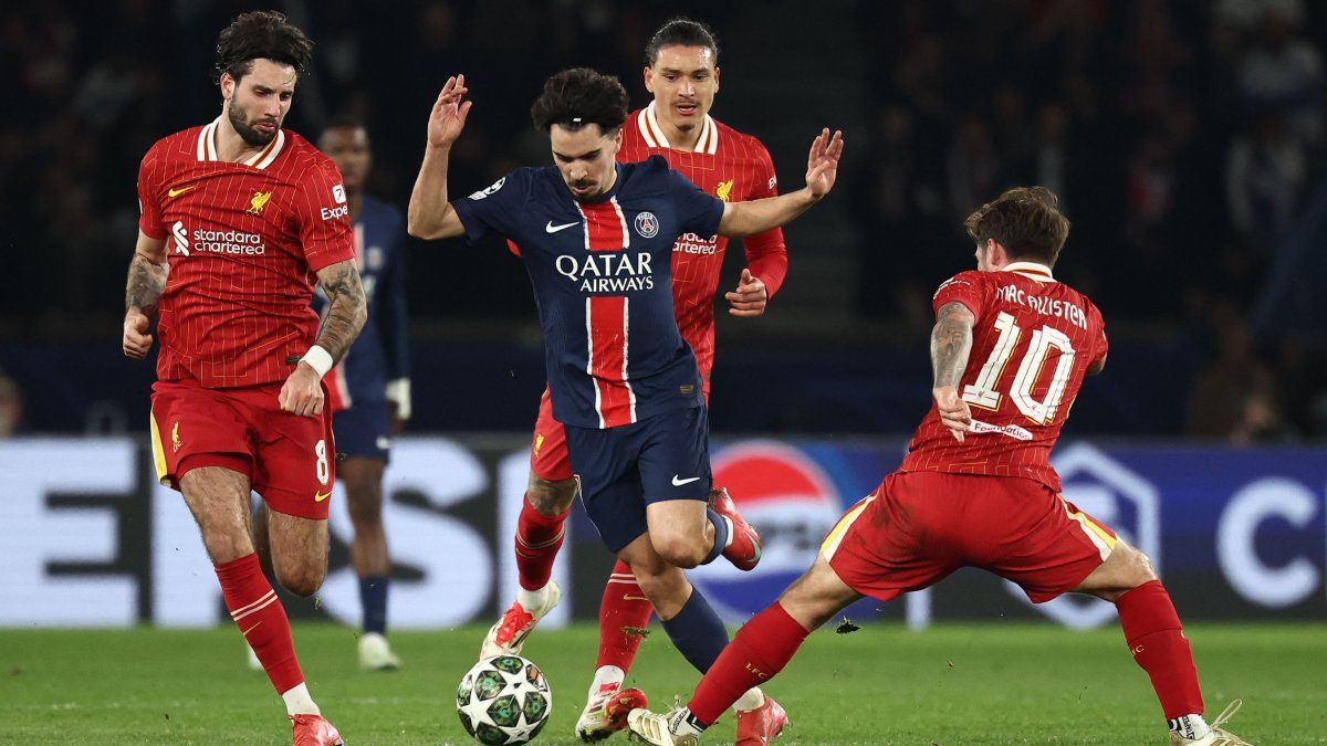 Champions League: Entre Elliott y Alisson le dan el triunfo al ...