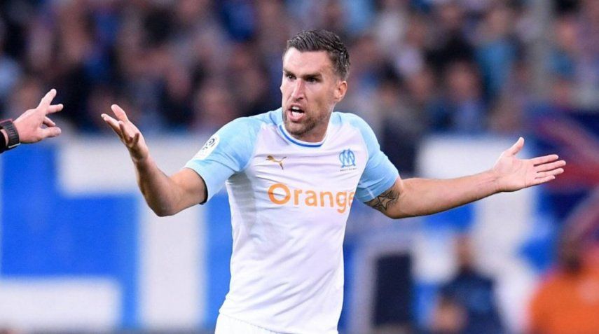 Kevin Strootman es insultado y amenazado en Instagram