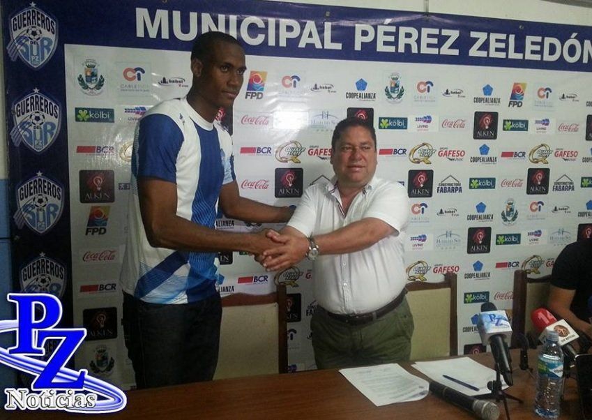 Alex Rodríguez firma y es nuevo portero de Pérez Zeledón