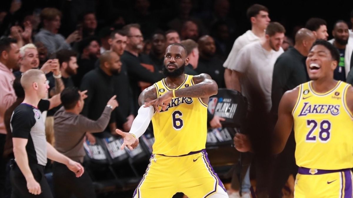 NBA: Lakers vuelven a playoffs con sufrido triunfo ante Minnesota