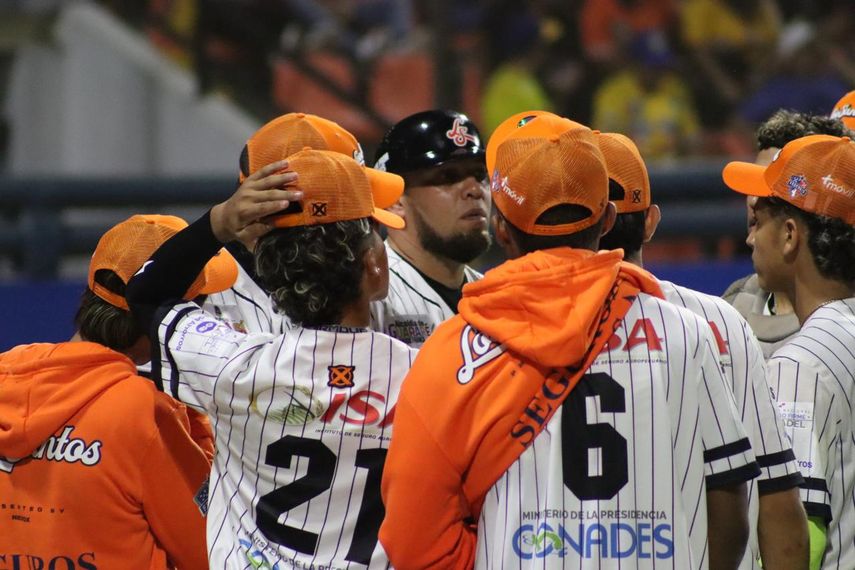Béisbol Juvenil 2025: Panamá Metro le remonta a los Indios y Los Santos ganan a los Potros