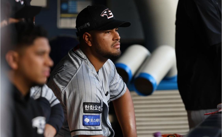 Jaime Barría habló tras ganar su primer partido con los Hanwha Eagles en Corea
