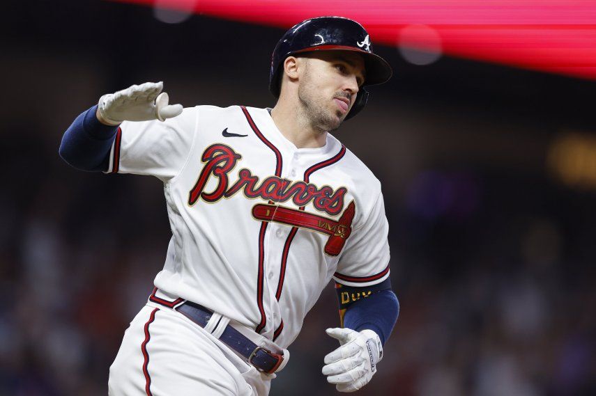 MLB: Adam Duvall acordó por un años con Medias Rojas