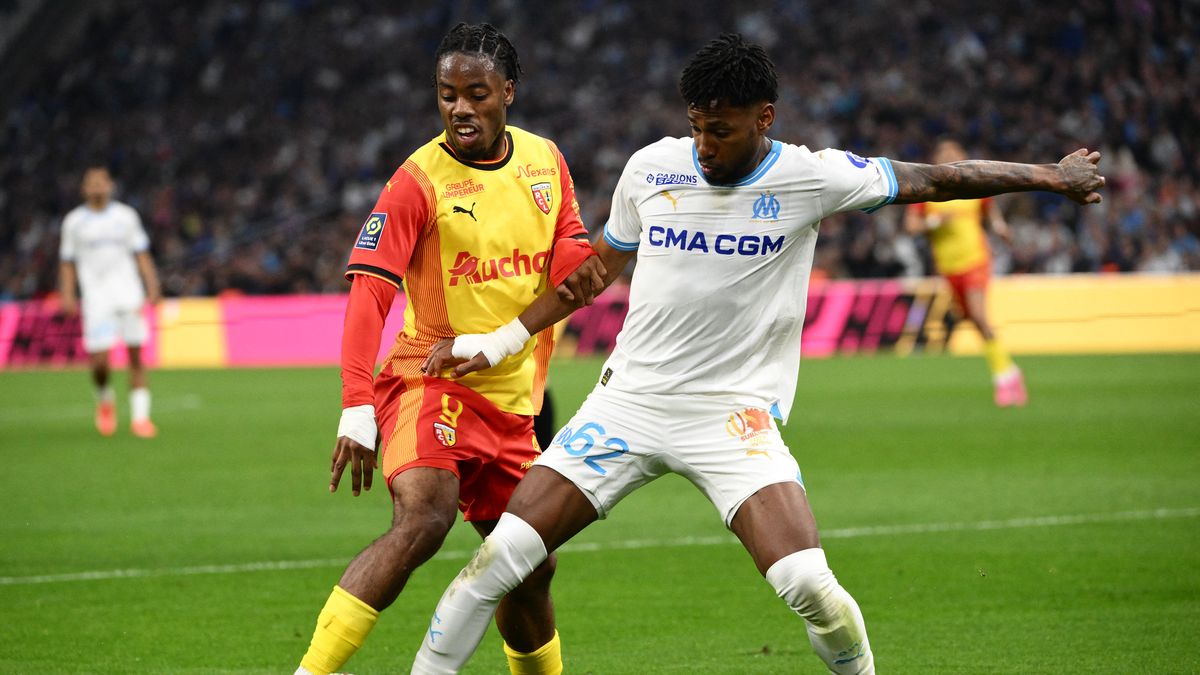 Michael Amir Murillo salió tocado en el duelo ante el Lens