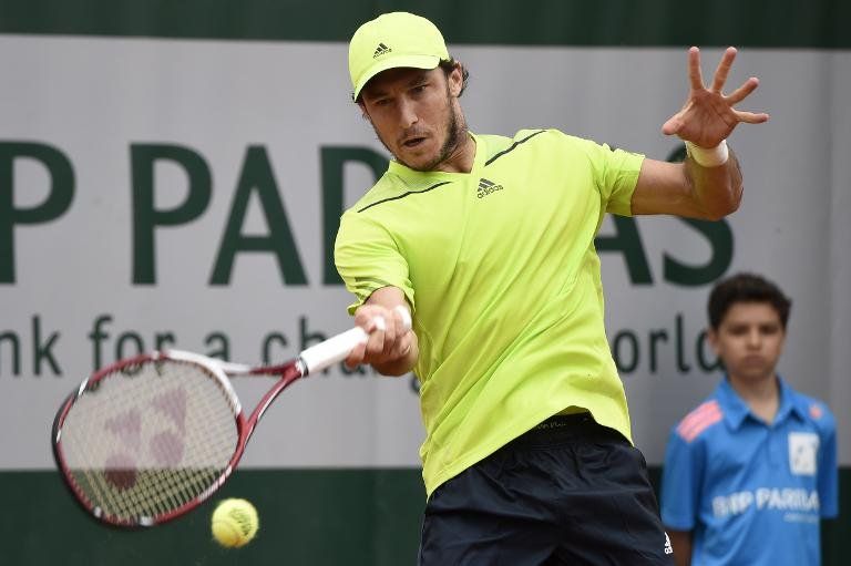Mónaco avanza en torneo de Kitzbuehel