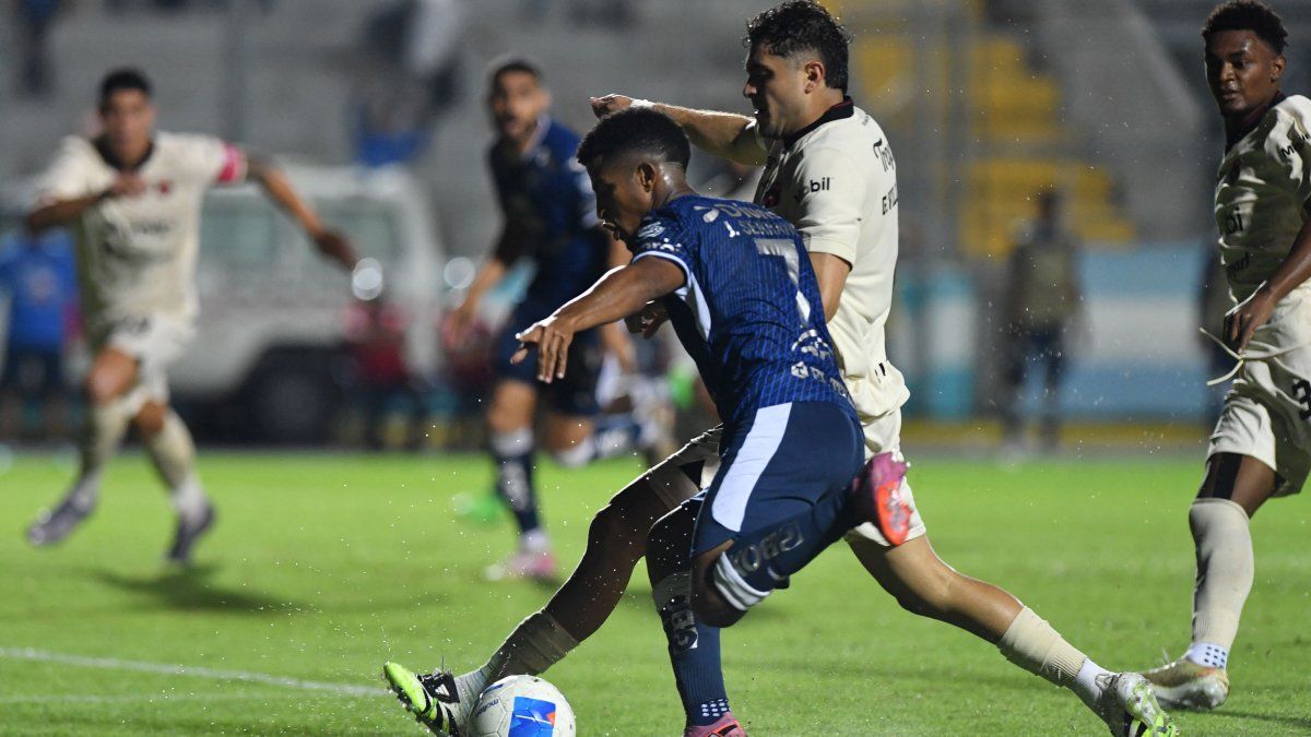 Copa Centroamericana 2025: Alajuelense remonta y elimina al Motagua de ...
