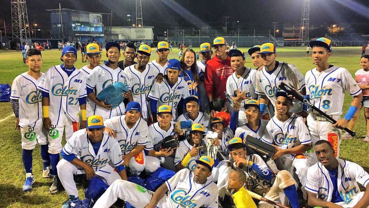 Colón golpea a Panamá Metro