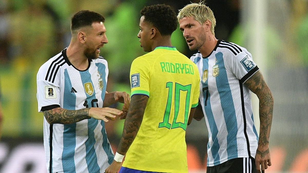 Rodrygo: Atacan al brasileño por encararse con Lionel Messi
