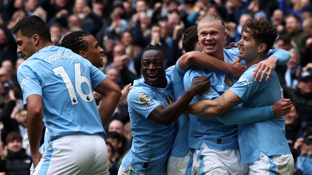 El Manchester City le gana al Everton con doblete de Erling Haaland