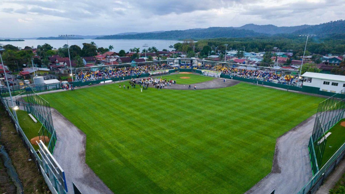 Estadio de Almirante, nuevo recinto para béisbol en Bocas del Toro