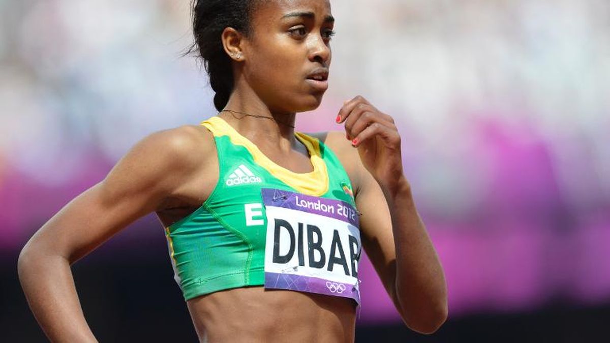 La etíope Dibaba logra el récord mundial de 1.500 metros en sala