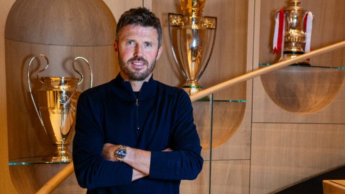 Manchester United anuncia a Michael Carrick como nuevo DT interino