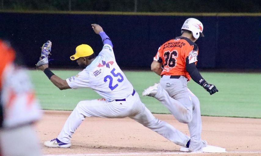 Béisbol Mayor 2023: Así venció Colón a Los Santos en el Juego 4