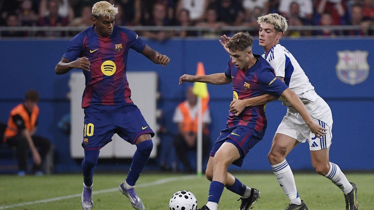 Así se coronó campeón el FC Barcelona ante Como 1907 en el Trofeo Joan ...