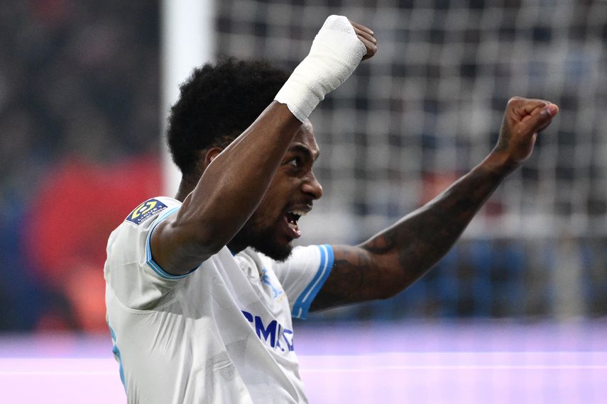 Michael Amir Murillo anota su primer gol con el Marsella