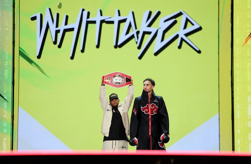 Ben Whittaker protagonizó ingreso al ring como un Akatsuki de Naruto