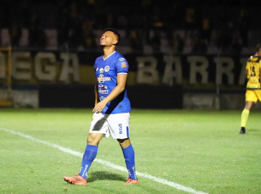 Rolando Blackburn: ¿El Toro volverá a la LPF?