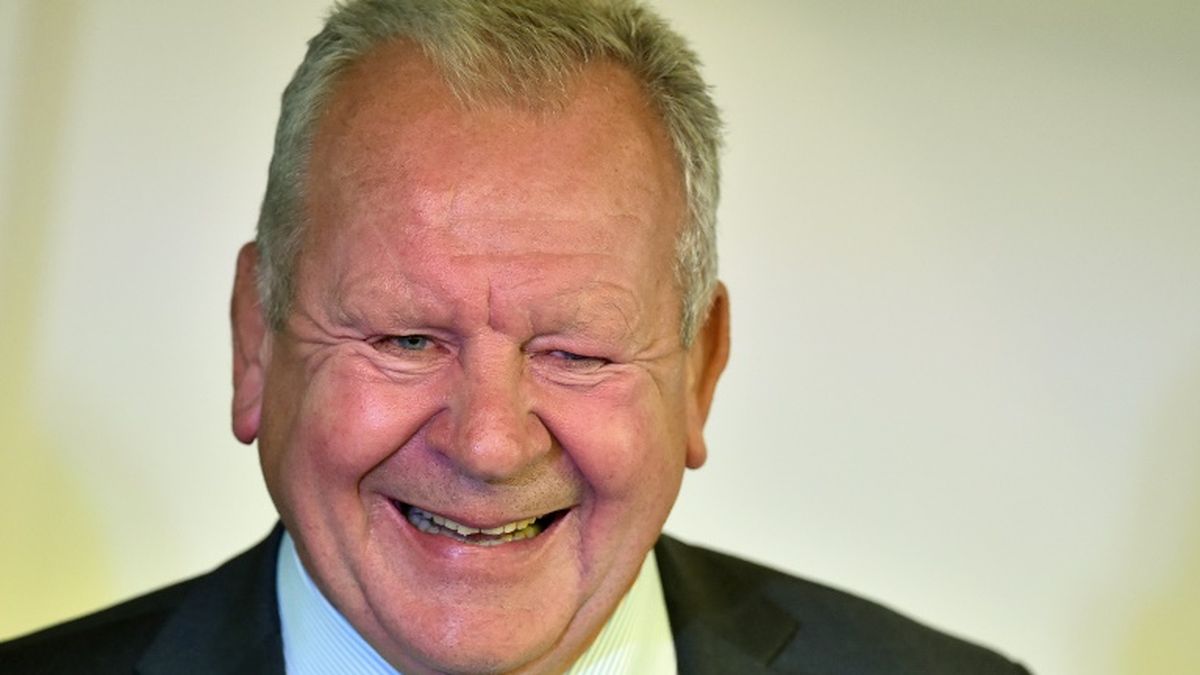 El inglés Bill Beaumont, único candidato a la presidencia del World Rugby