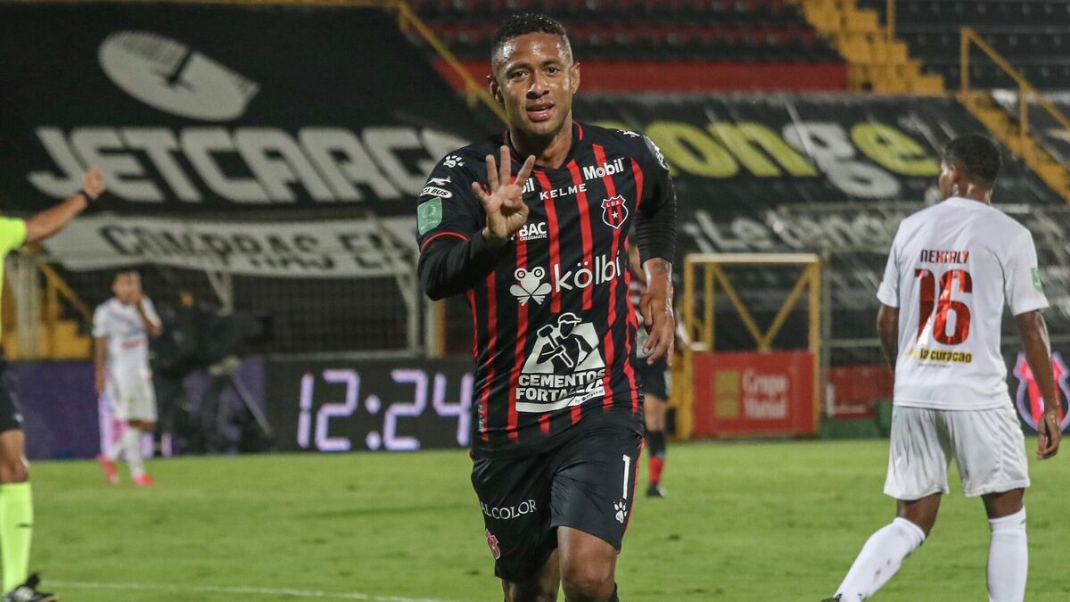 Gabriel Torres es oficialmente nuevo jugador del Antofagasta