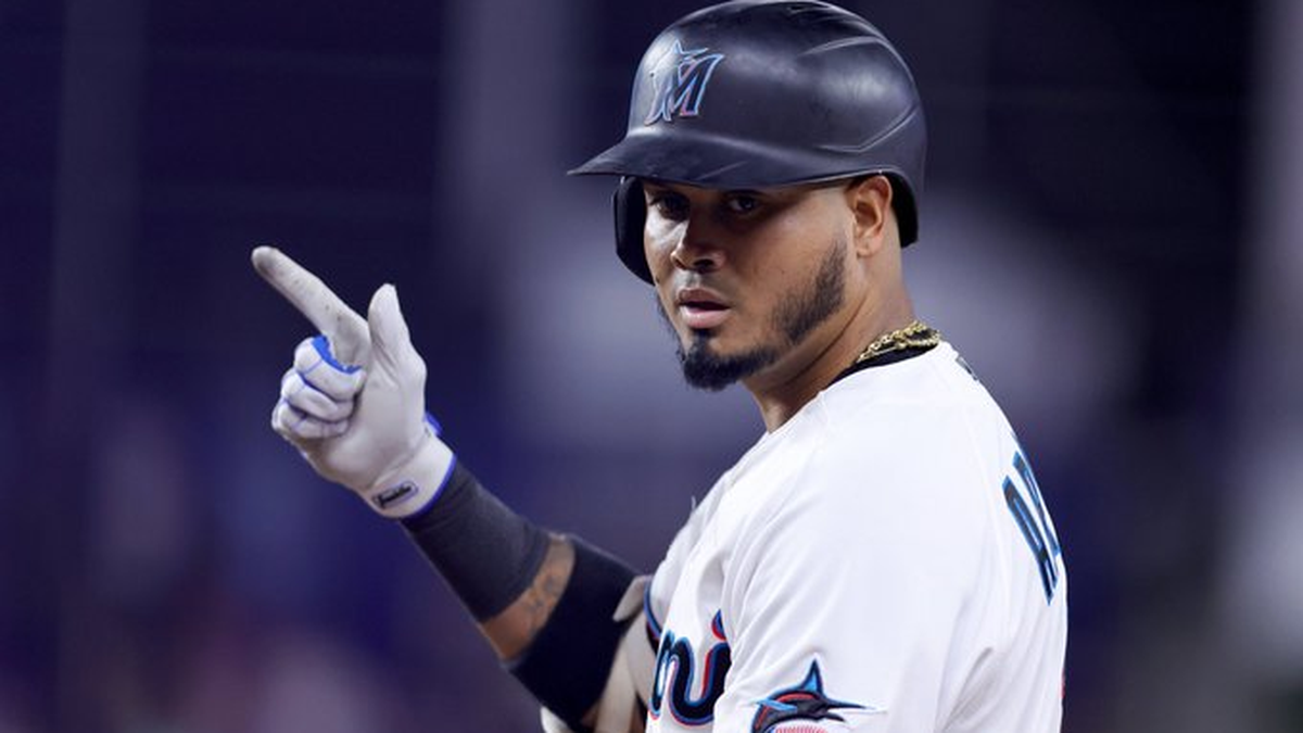 MLB: Luis Arráez mantiene ritmo de bateo con dos hits ante Toronto