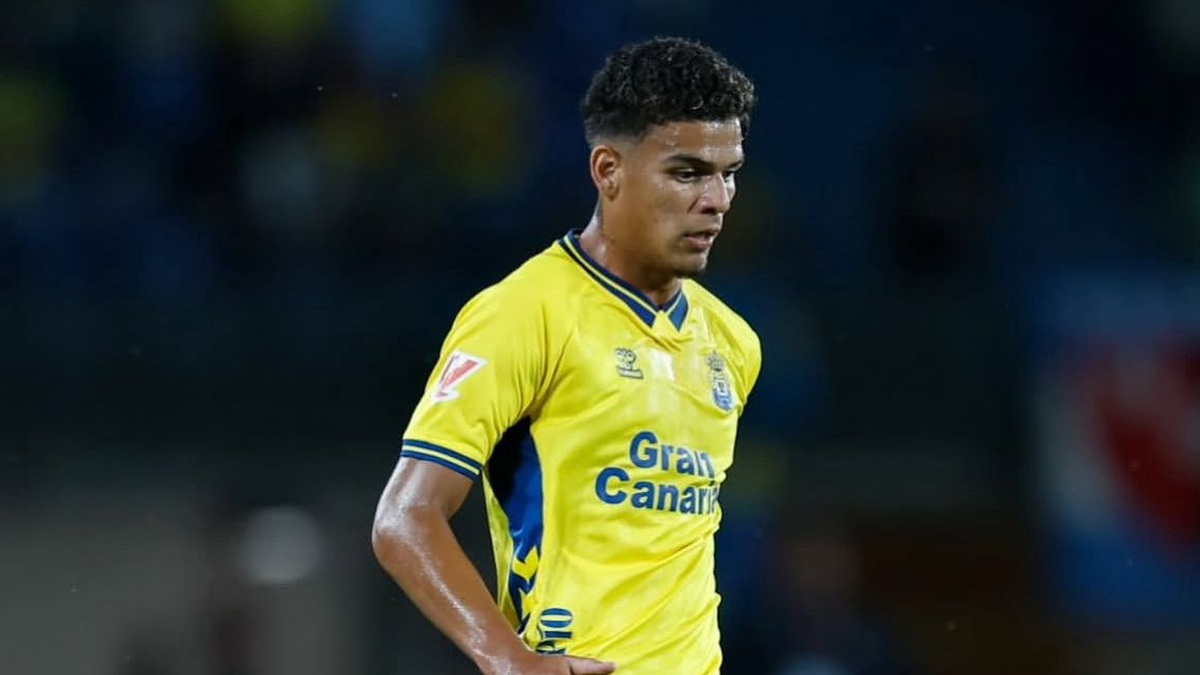 Edward Cedeño fue titular en victoria de Las Palmas en la Segunda División de España