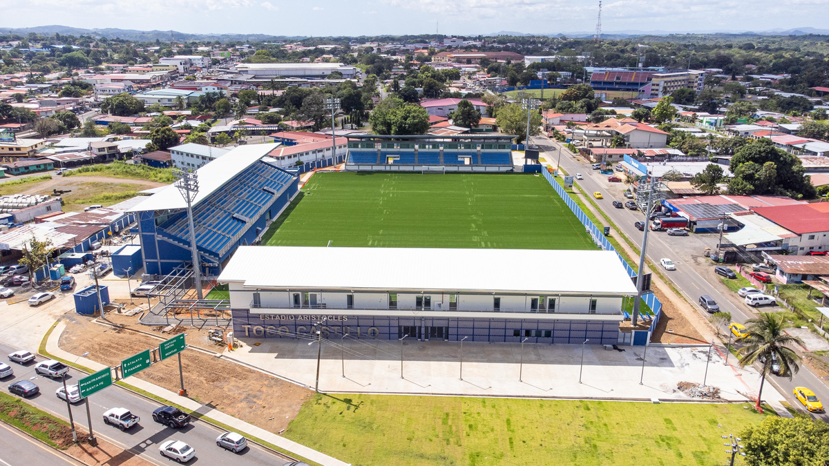 Estadio Aristocles Toco Castillo está en su etapa final de construcción