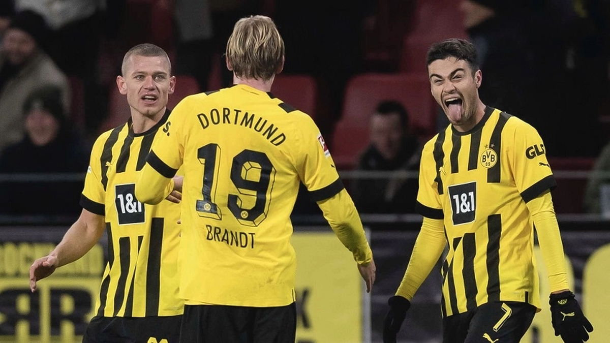 El Borussia Dortmund entra en el podio provisional de la Bundesliga