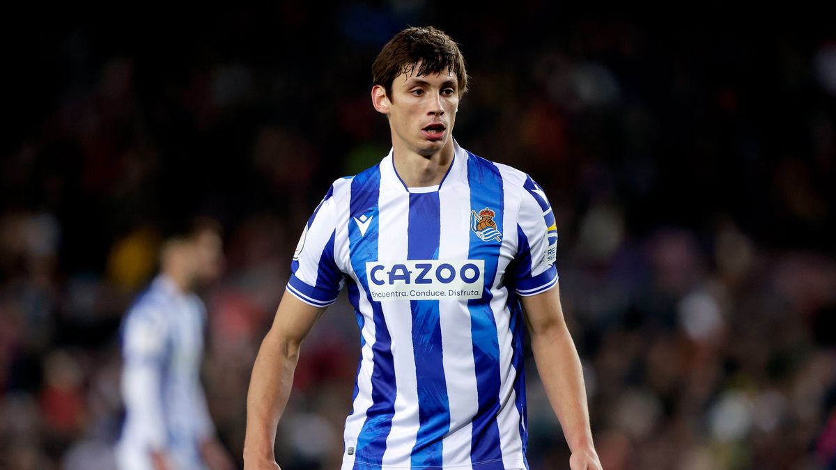 Robin Le Normand inicia trámites para poder jugar con España