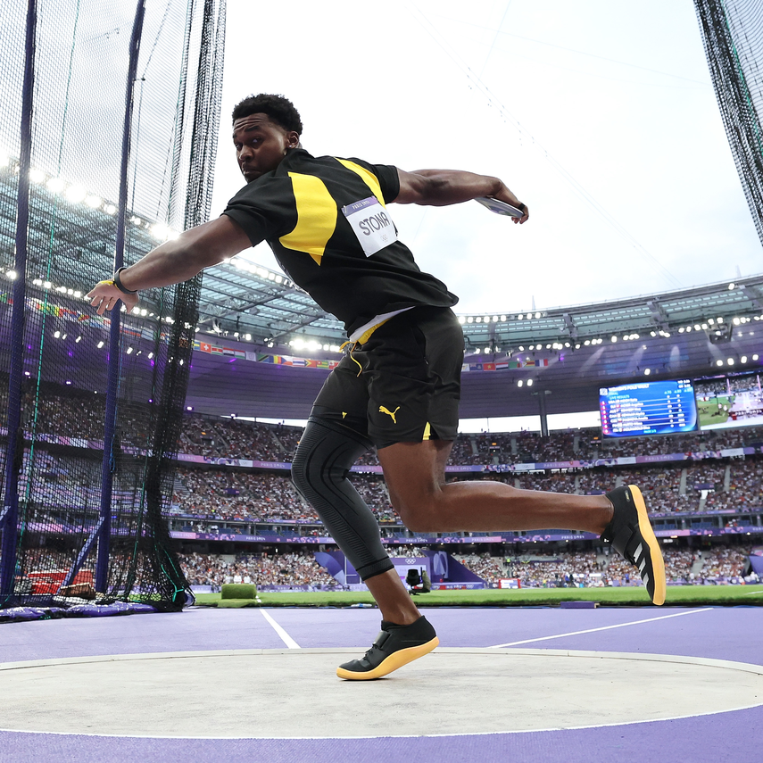 París 2024: Roje Stona ganó oro con récord olímpico en lanzamiento de disco