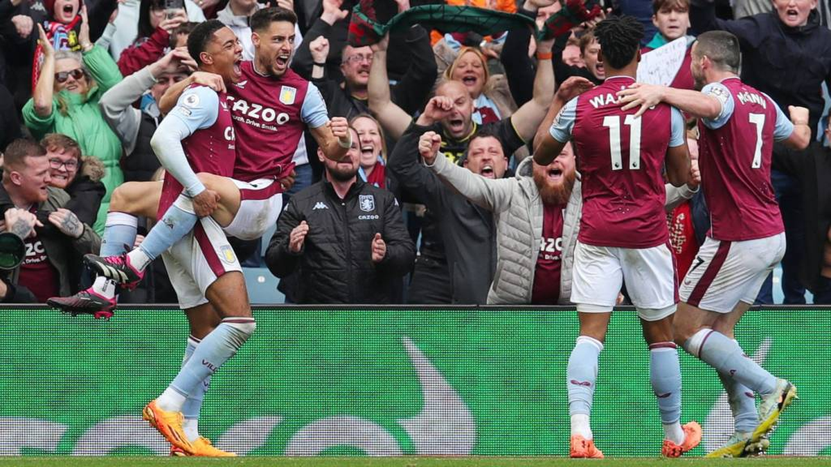 El Aston Villa sigue en carrera por los puestos de Champions
