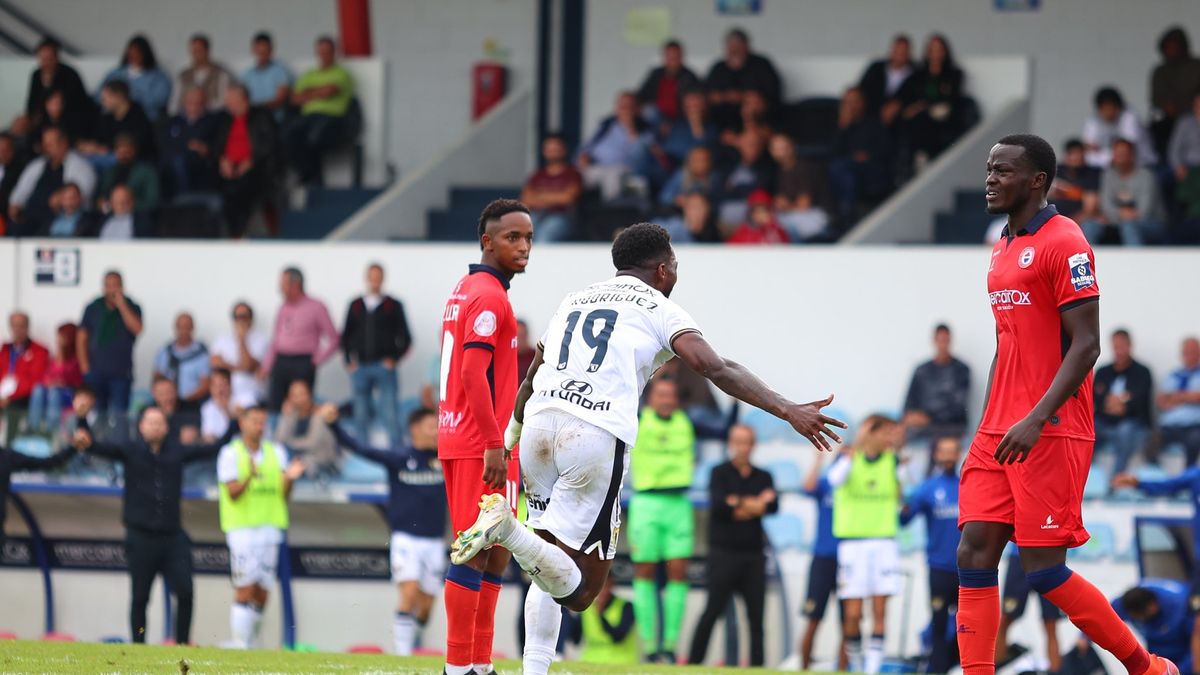 Viral: Fanáticos del Famalicao corean puma, puma a José Luis Rodríguez