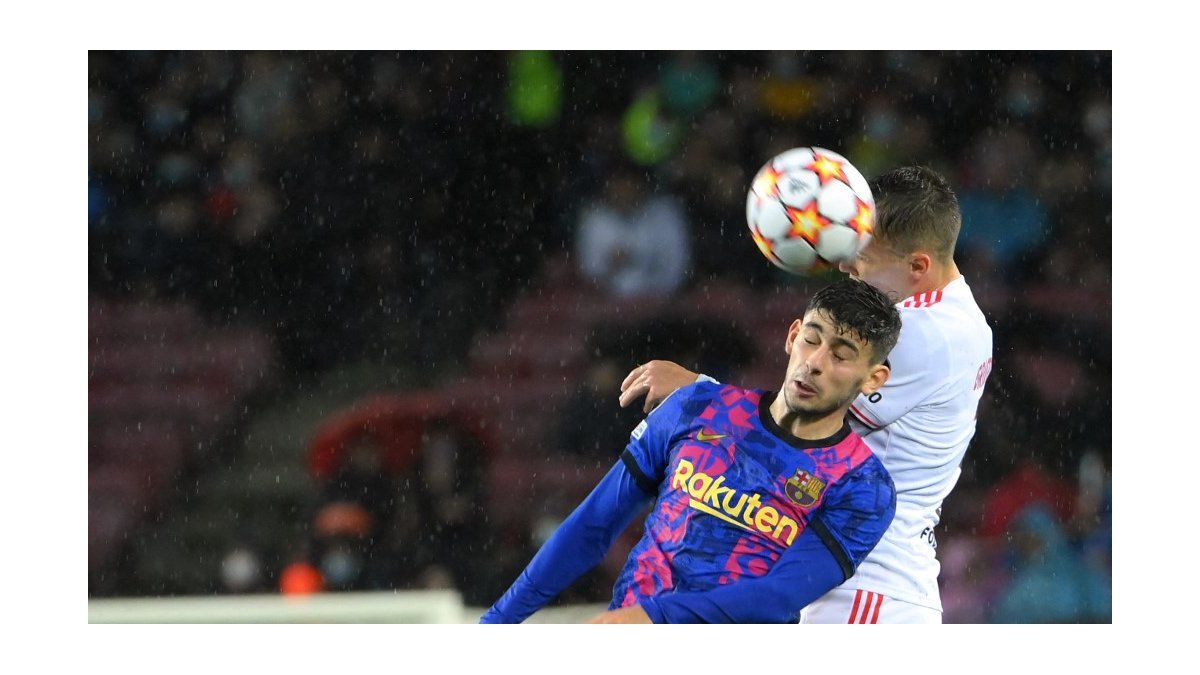 El Barcelona finaliza la cesión de Demir que vuelve al Rapid de Viena