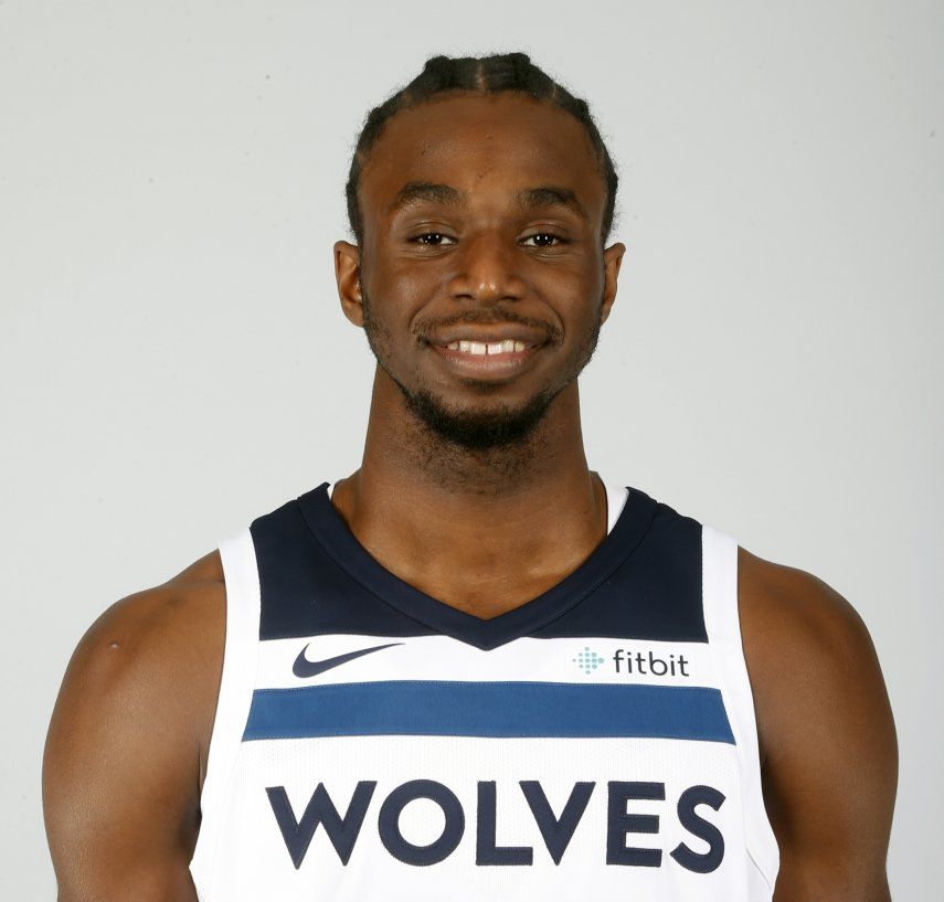 Wiggins firma extensión de contrato con los Timberwolves