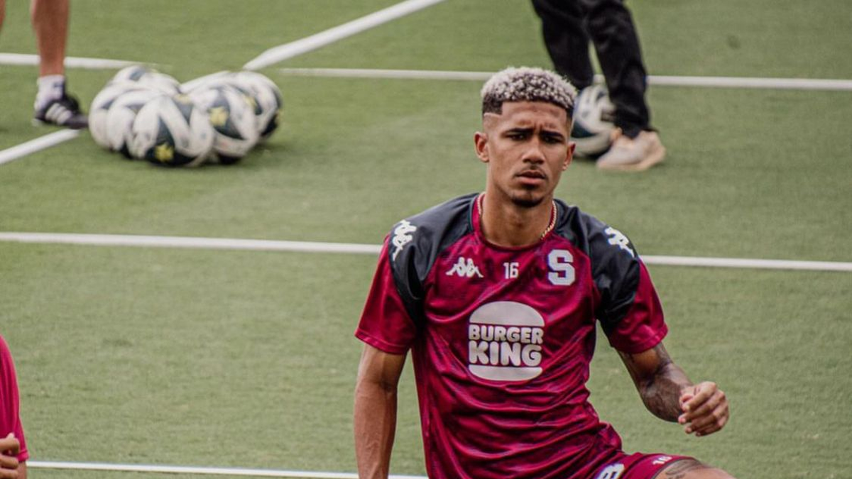 El Saprissa de Eduardo Anderson y Fidel Escobar clasificó a la ...