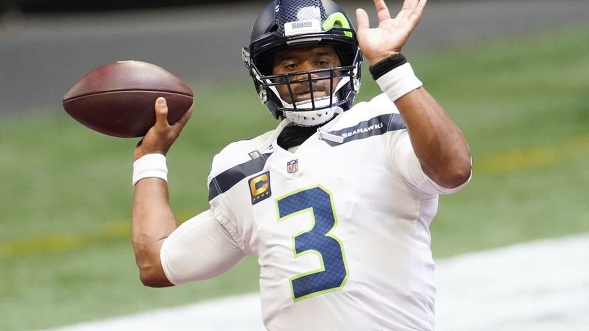 Russell Wilson y Cam Newton ponen en juego su paso perfecto