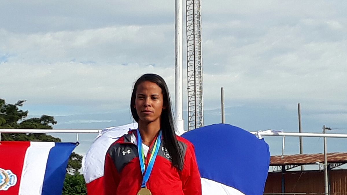 Andrea Ferris cerró los Centroamericanos con tres preseas de oro y récord