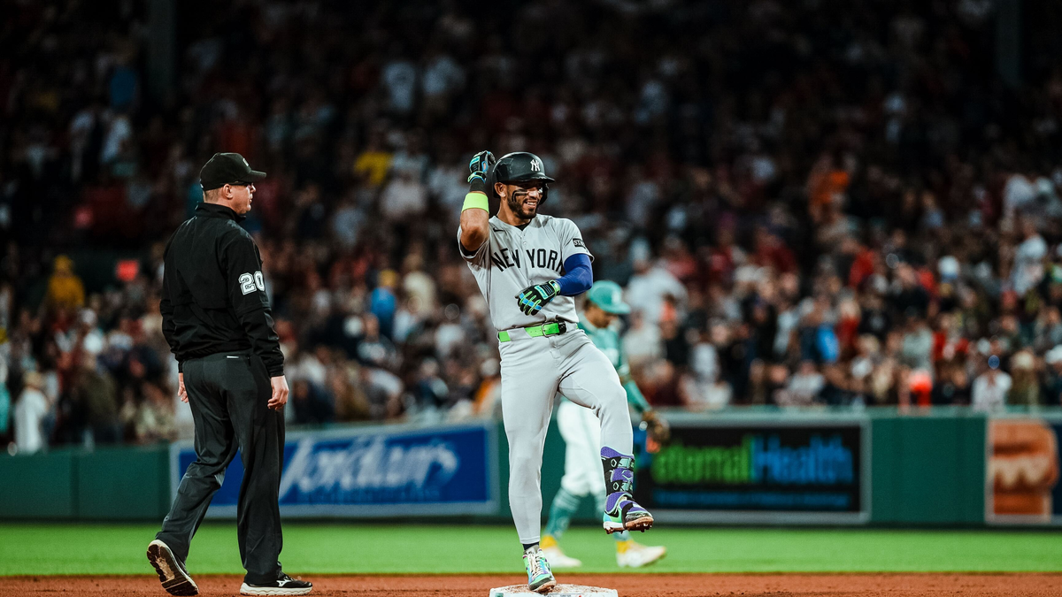 José Caballero sale titular con los Yankees ante Boston en juego 1 ...