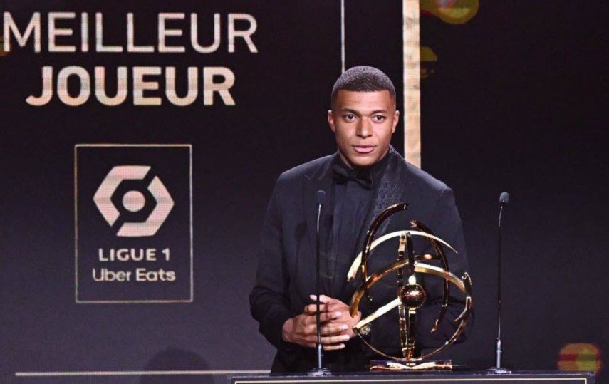 Kylian Mbappé es galardonado con un quinto trofeo UNFP