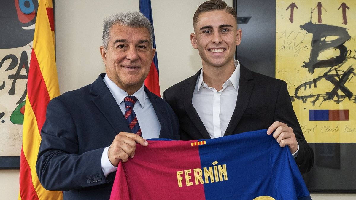 Fermín López renueva con el FC Barcelona hasta el 2029